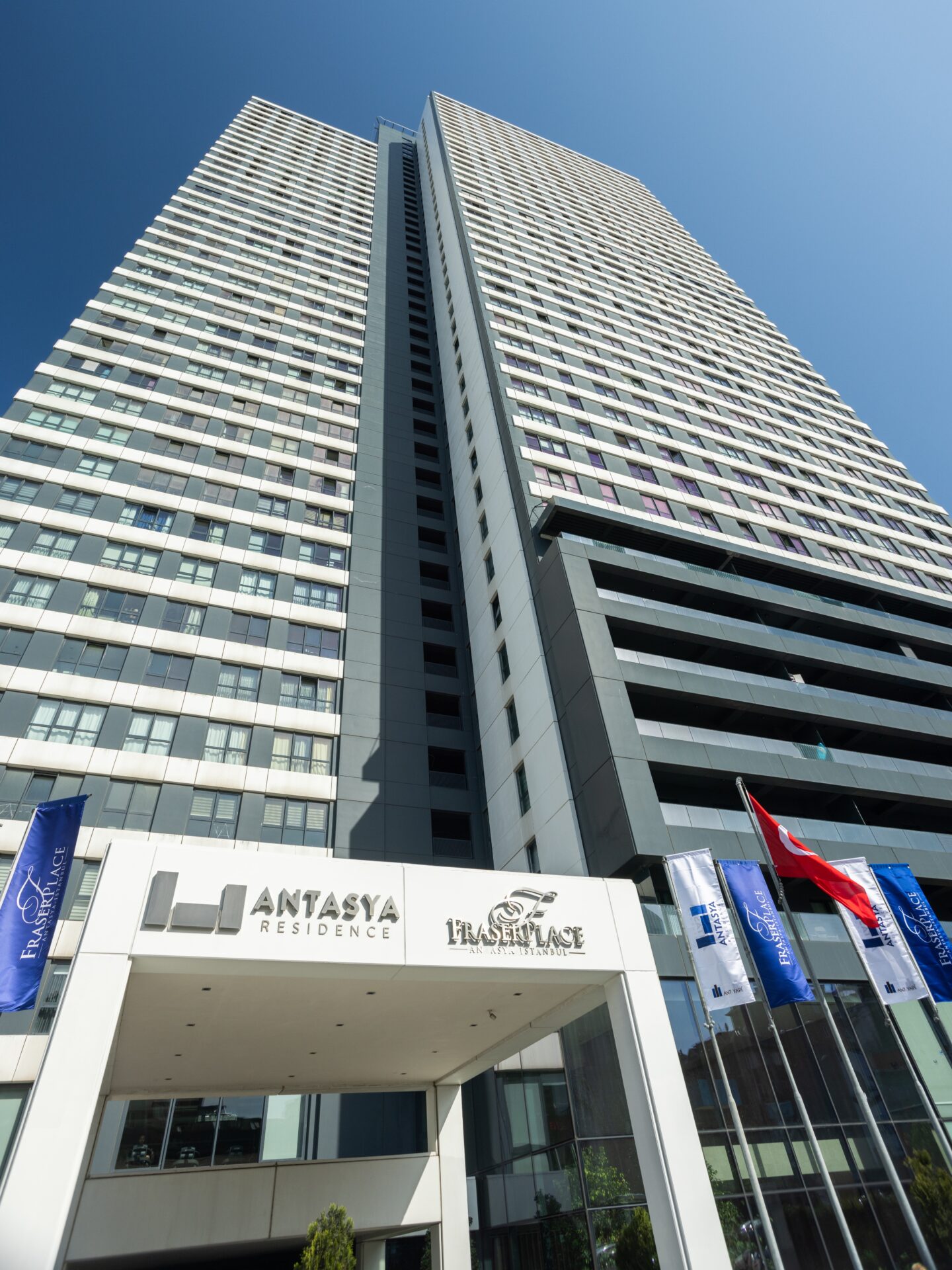 ‘Heyecan verici bir kariyeri risk alarak inşa edersiniz’ - EQ Dergi